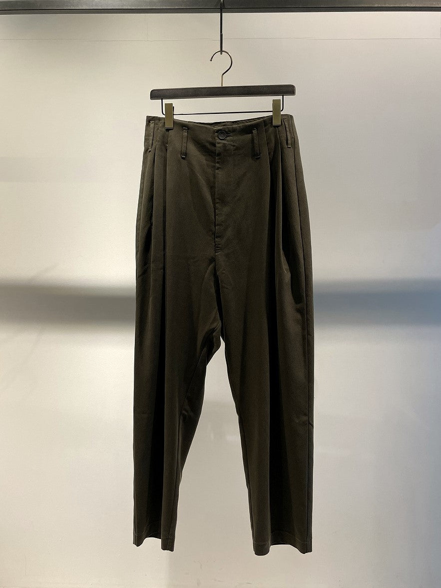 SYNGMAN CUCALA / 2 TUCK TAPERED TROUSERS / HAZEL – Inefficient